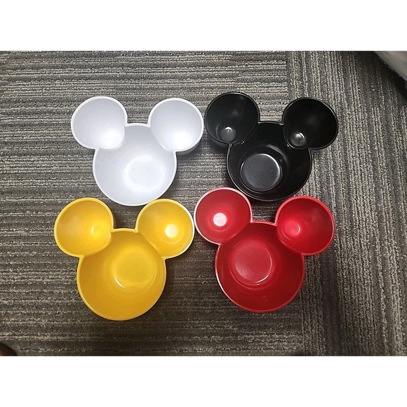 Disney | Dining | Disney Rare Set Of 4 Mickey Mouse Shape Chip Dip ...